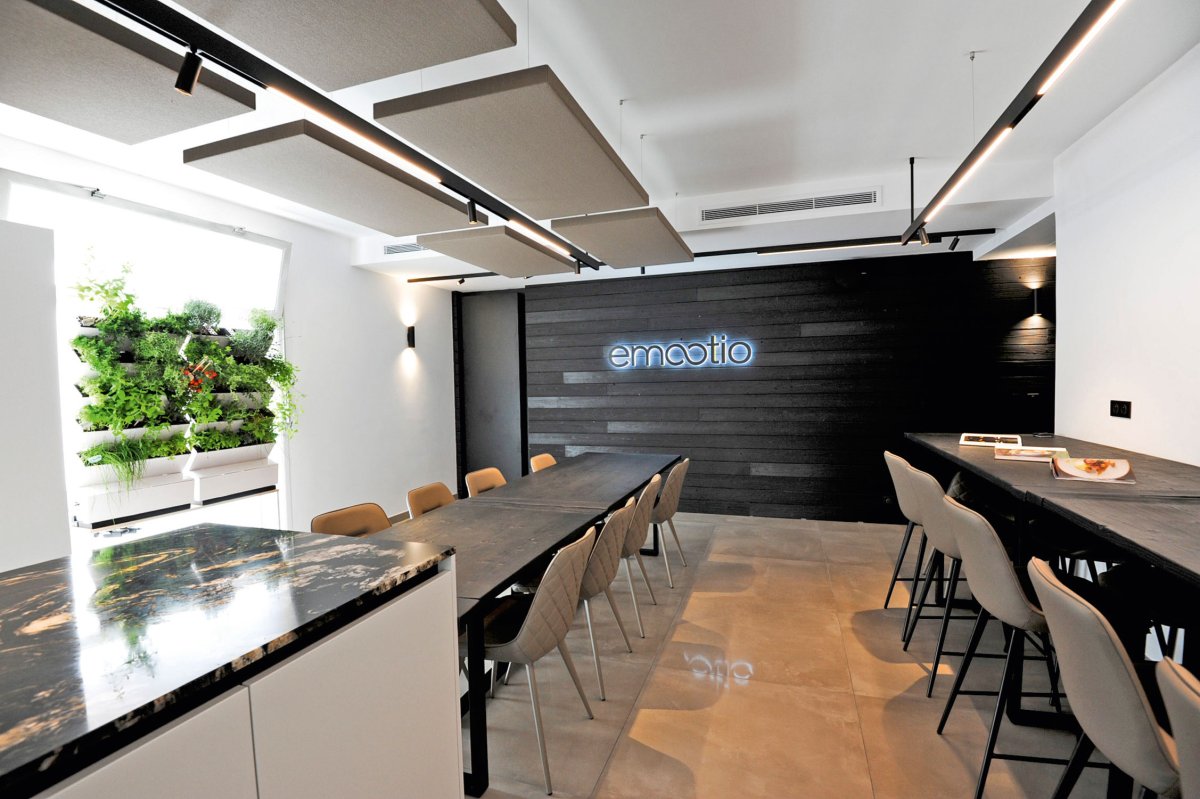 SPLITLINE M/SHIFTLINE M - LED LINE - DELTALIGHT