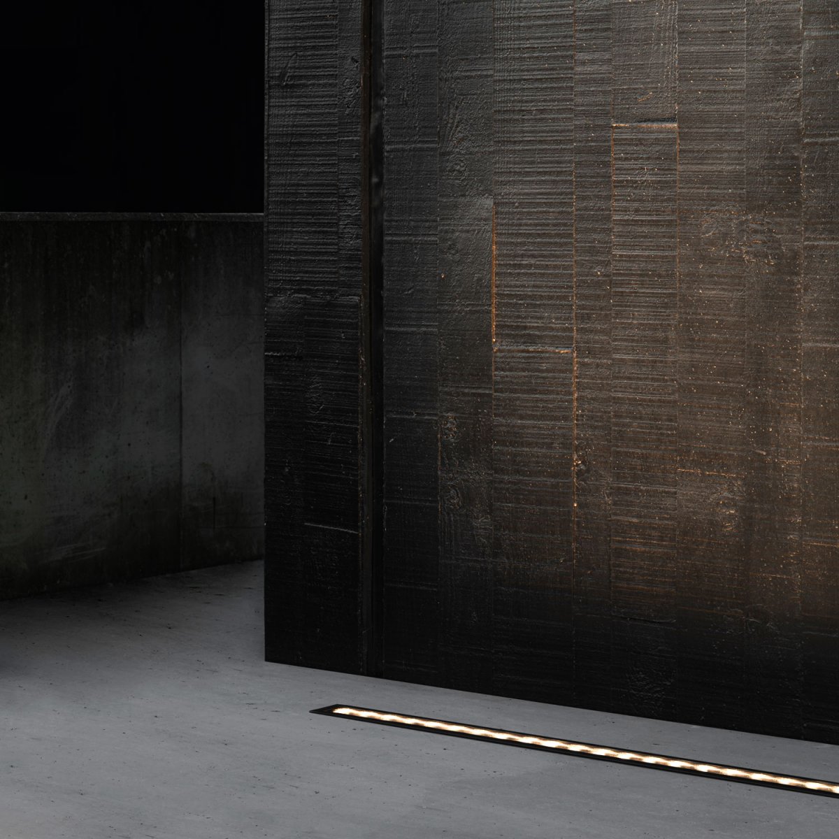 LOGIC LINEAR 880 WALL GRAZER 930 DIM5 N - DELTALIGHT