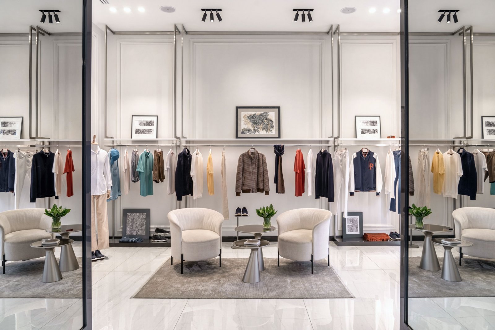 GYN D 1 93033 W - DELTALIGHT