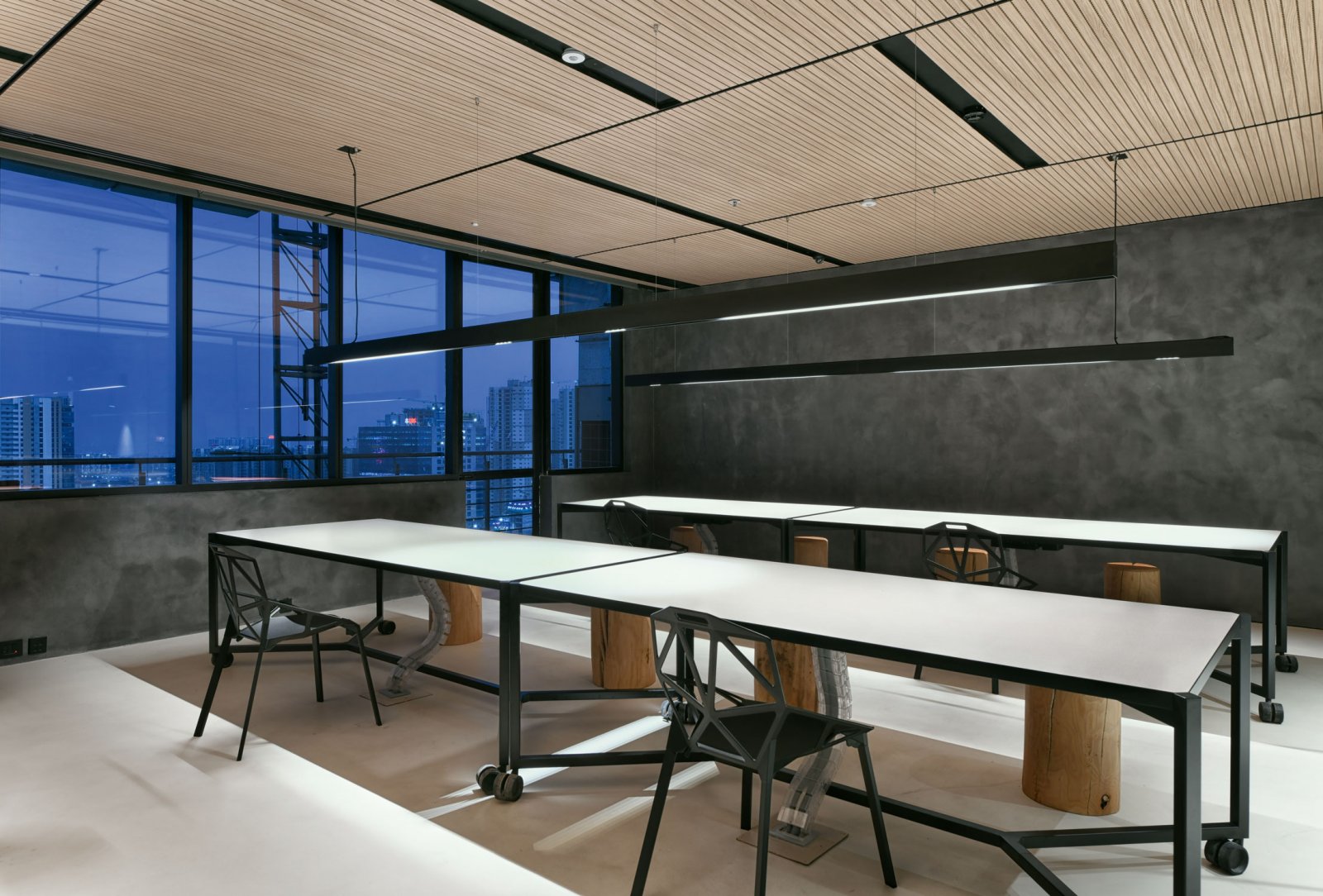 M - LED LINE HE 1 x 12,6W DIM5 B - DELTALIGHT