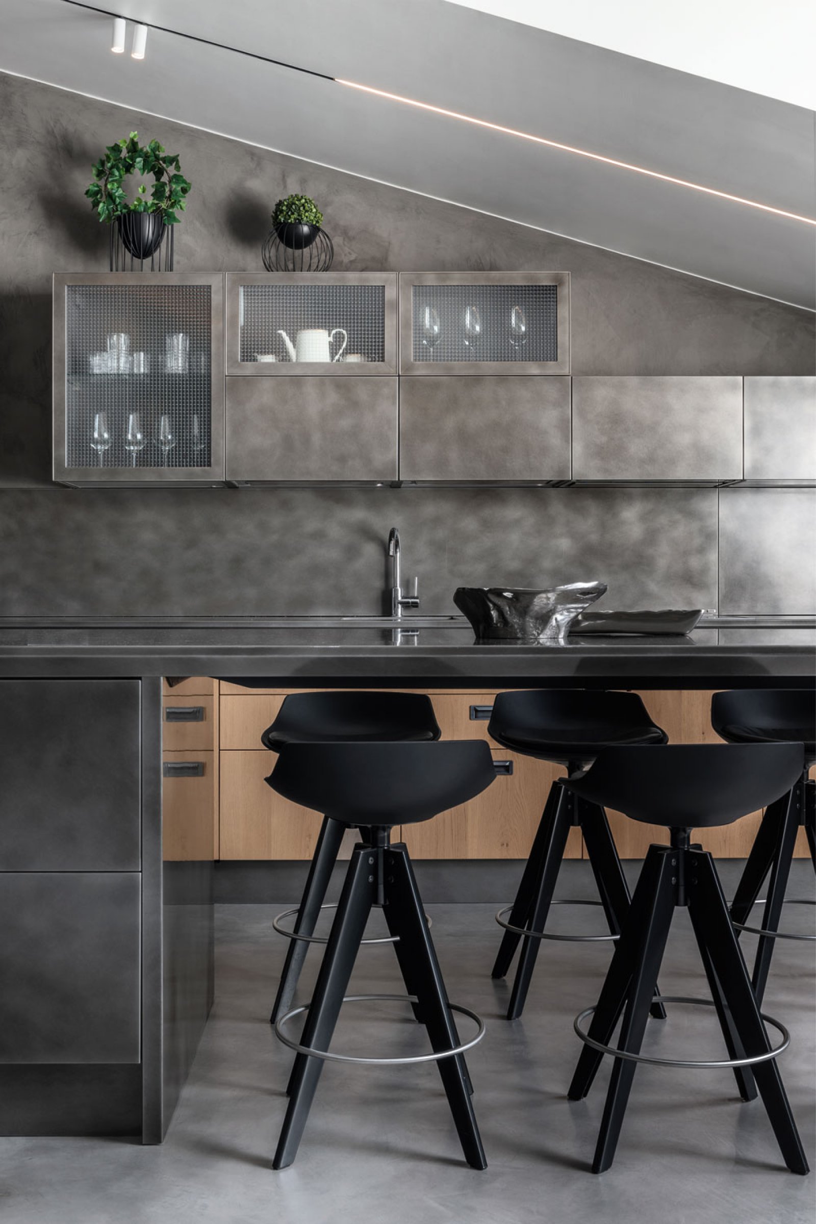 M - LED LINE HE 1 x 25,2W MDL B - DELTALIGHT