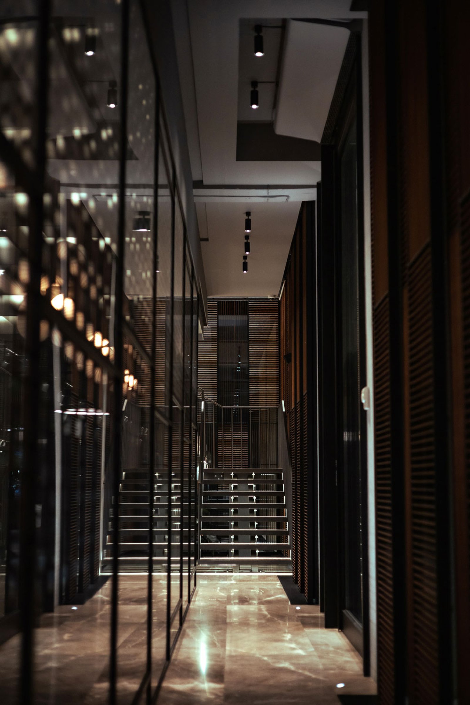 LOGIC 40 R - DELTALIGHT