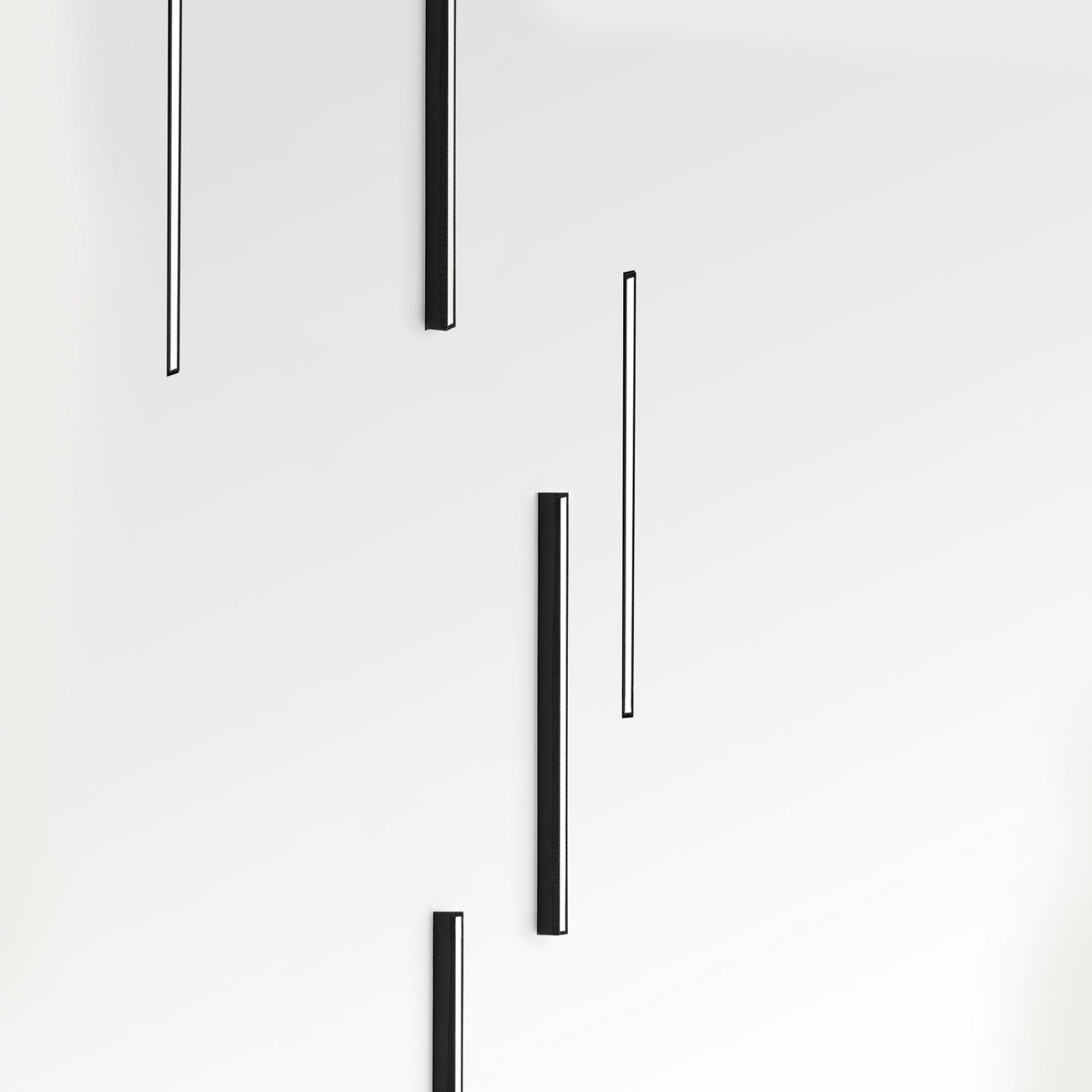 TAGLINE - DELTALIGHT