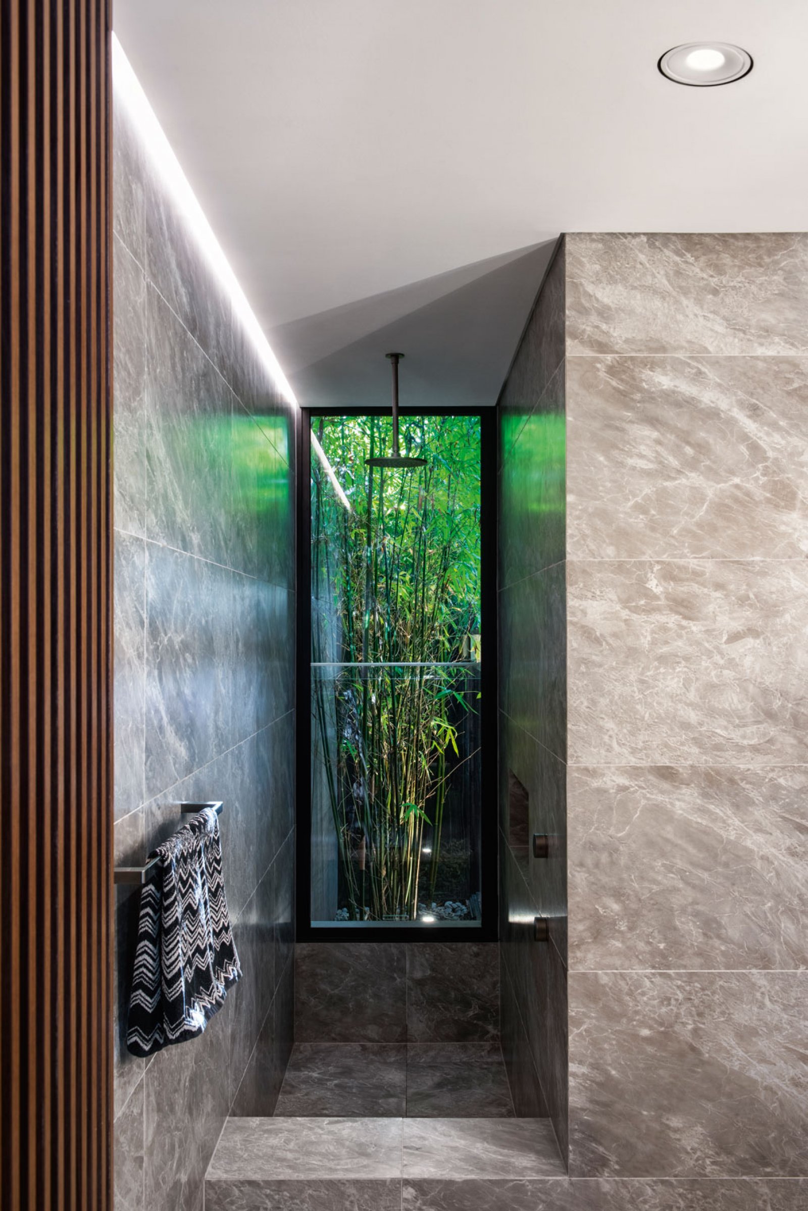 BL - PROFILE W - DELTALIGHT