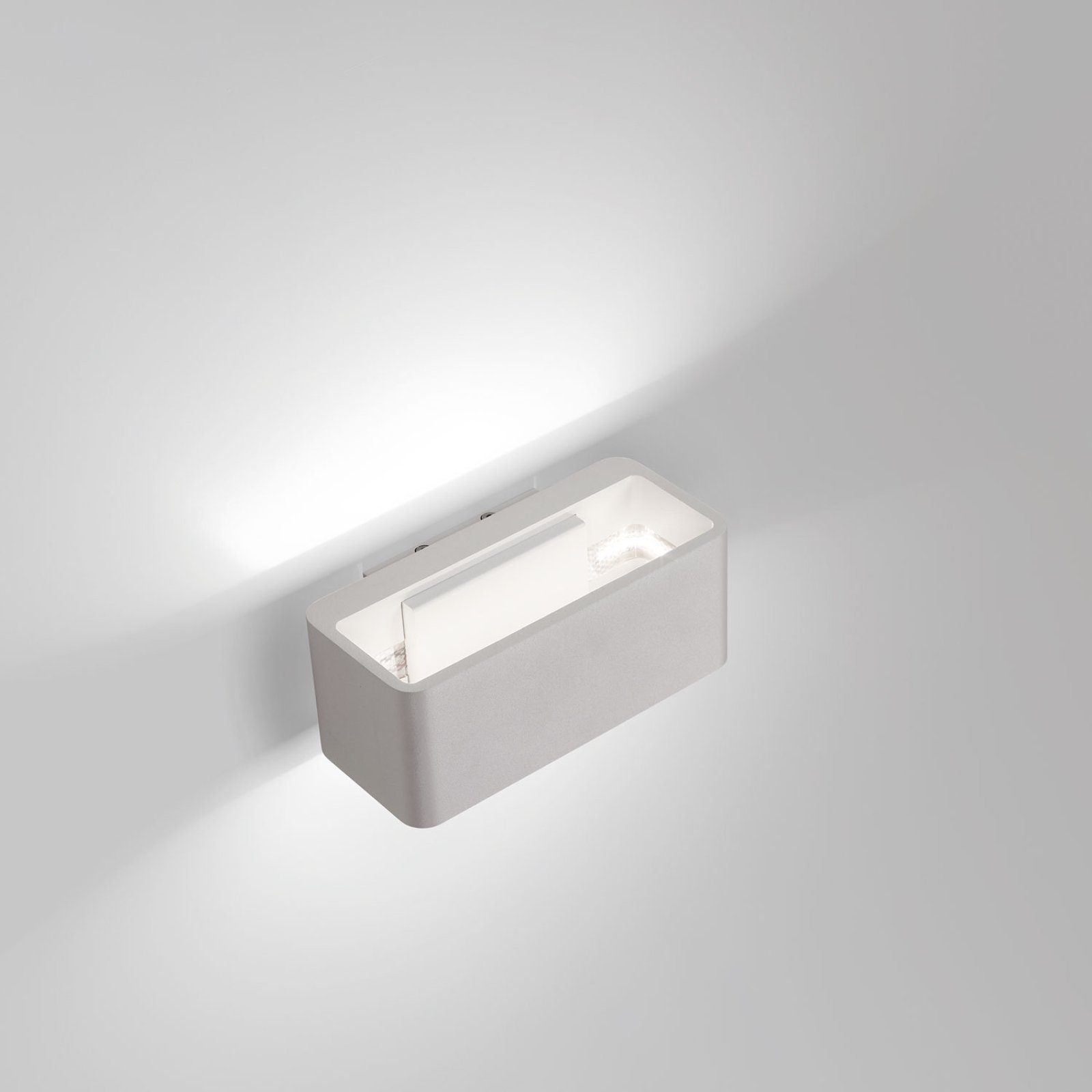 GALA T 930 W - DELTALIGHT