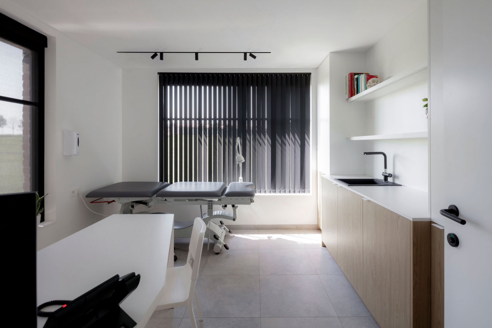 SPM20 - PROFILE B - DELTALIGHT