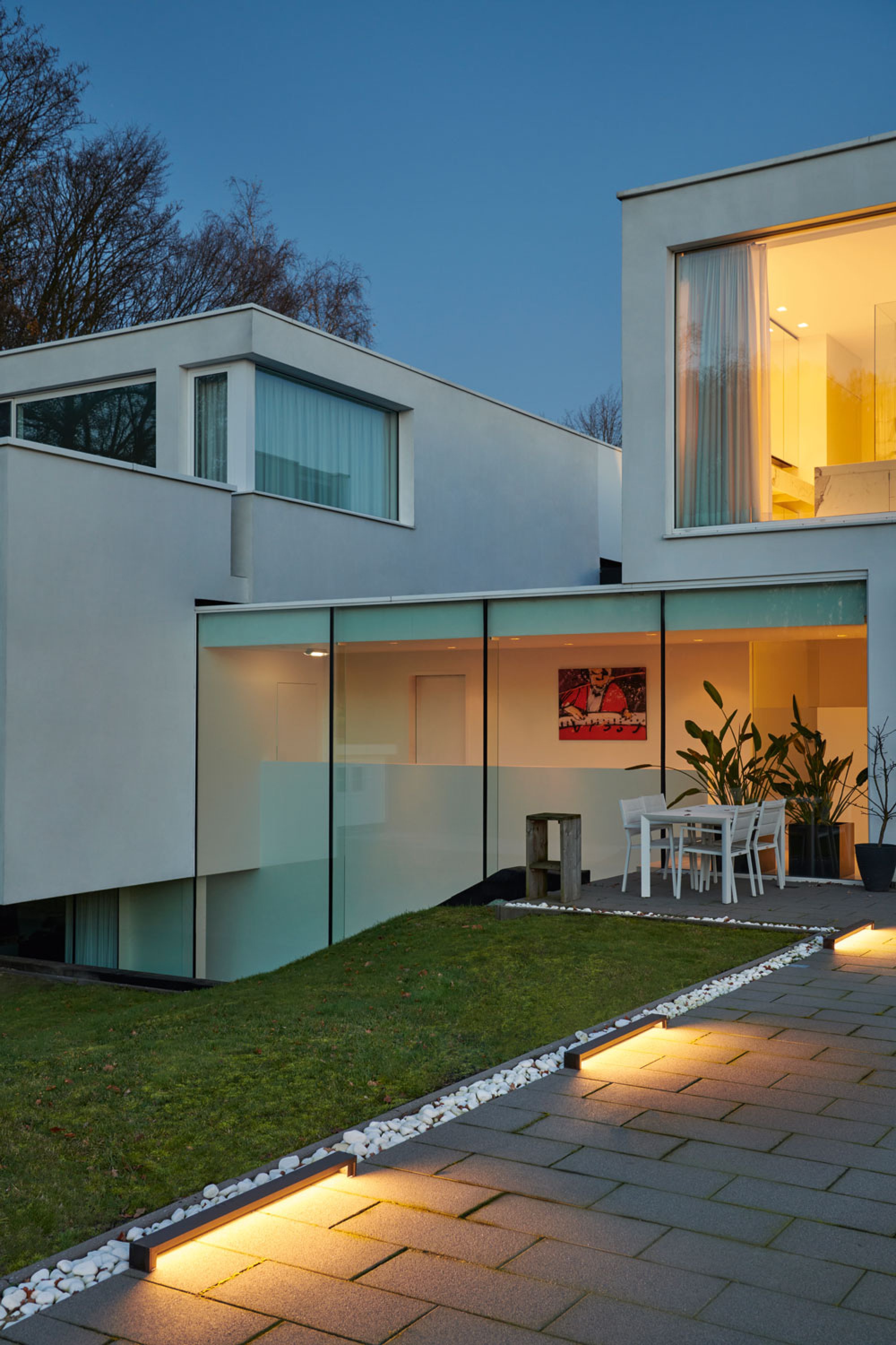 BACKSPACE II - Delta Light