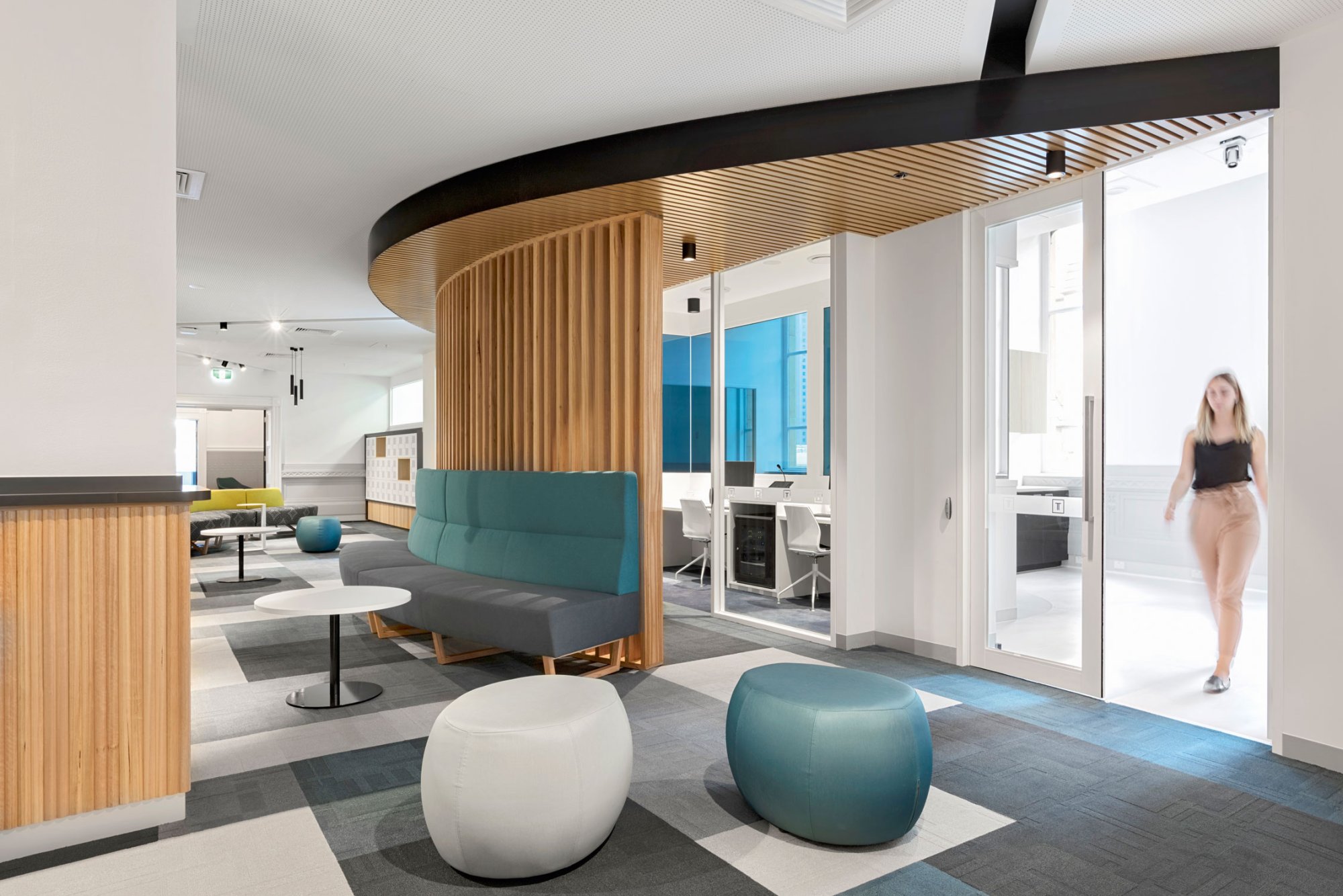 BOXY R SOFT 93045 DIM8 B-B - DELTALIGHT