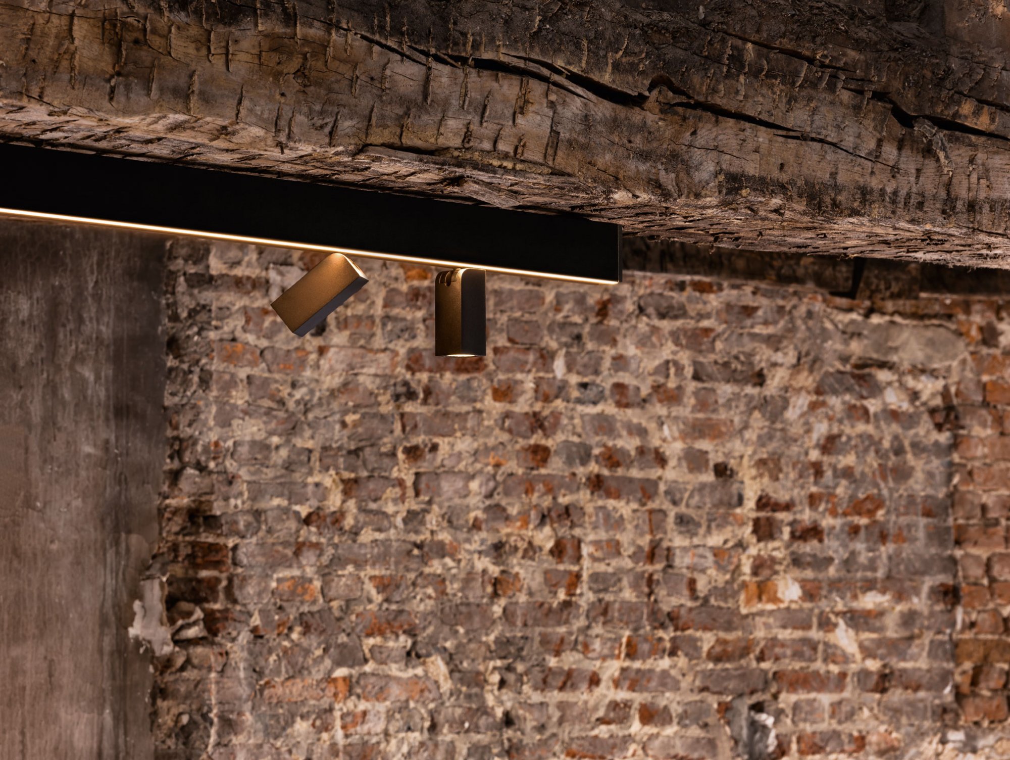 SHIFTLINE - DELTALIGHT