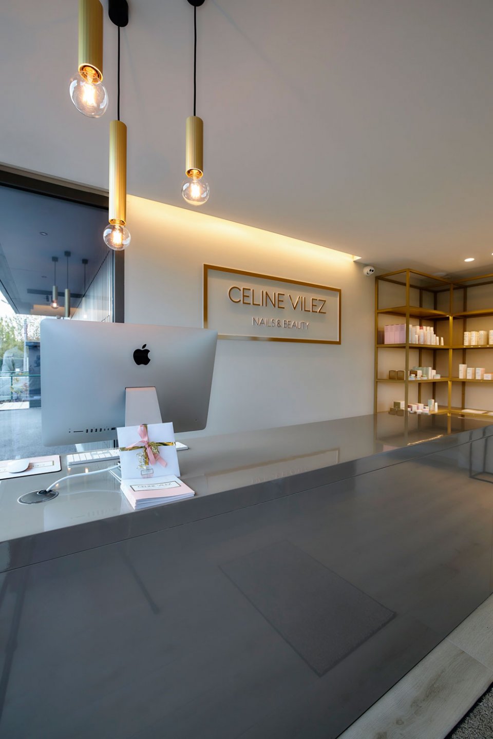 Celine Vilez (BE) - Delta Light