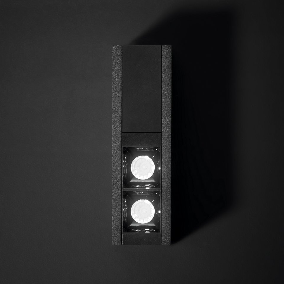 DOT.COM - DELTALIGHT