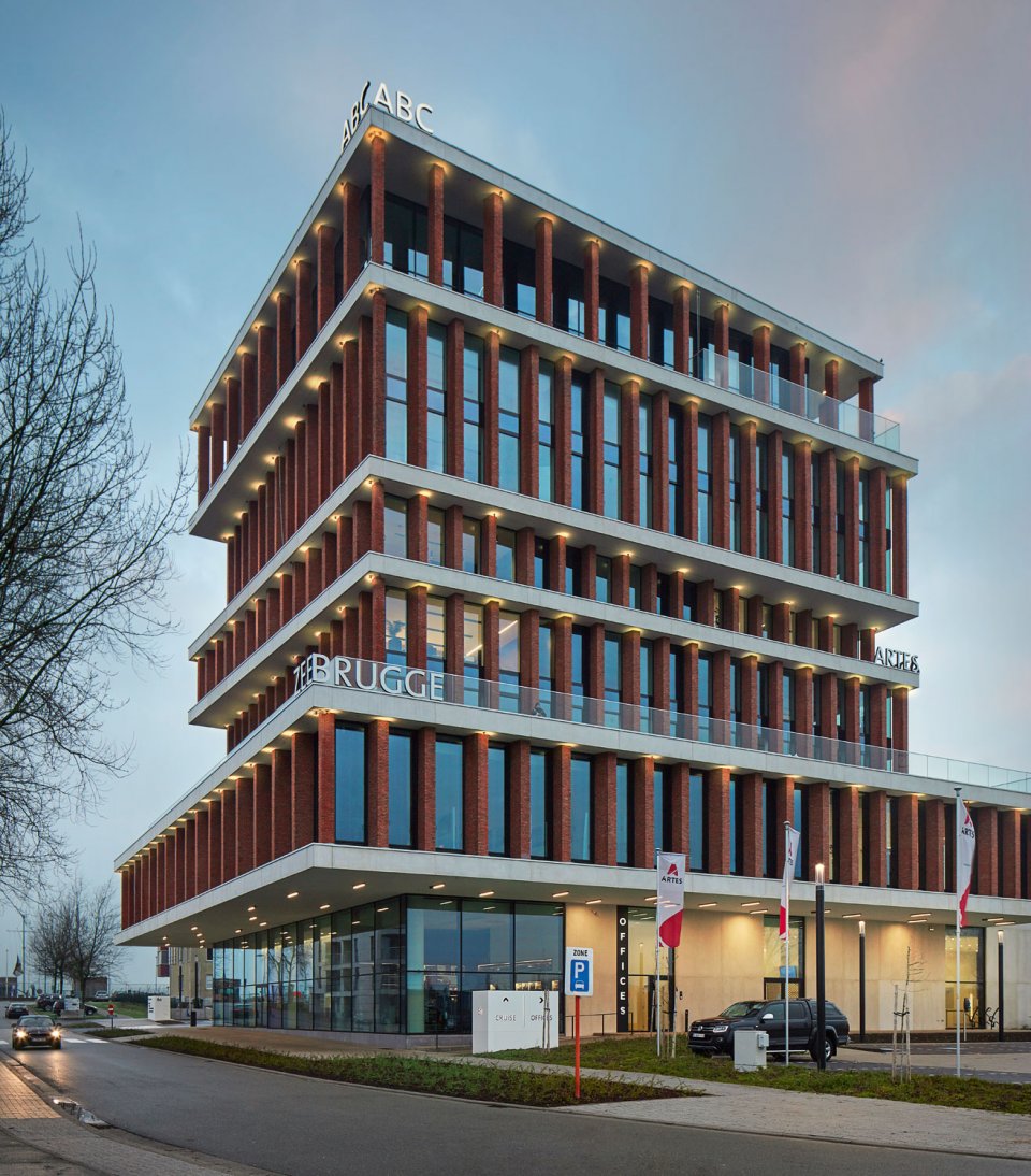 B-LINER 6522 IP A - DELTALIGHT