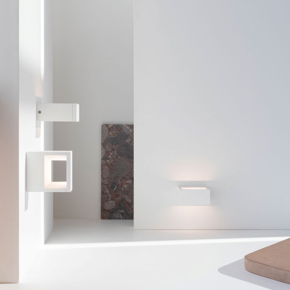 WALKER II - DELTALIGHT