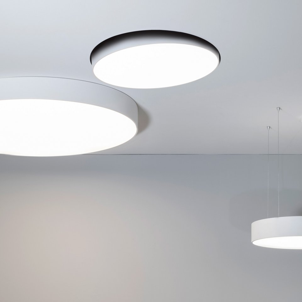 SUPERNOVA - Delta Light