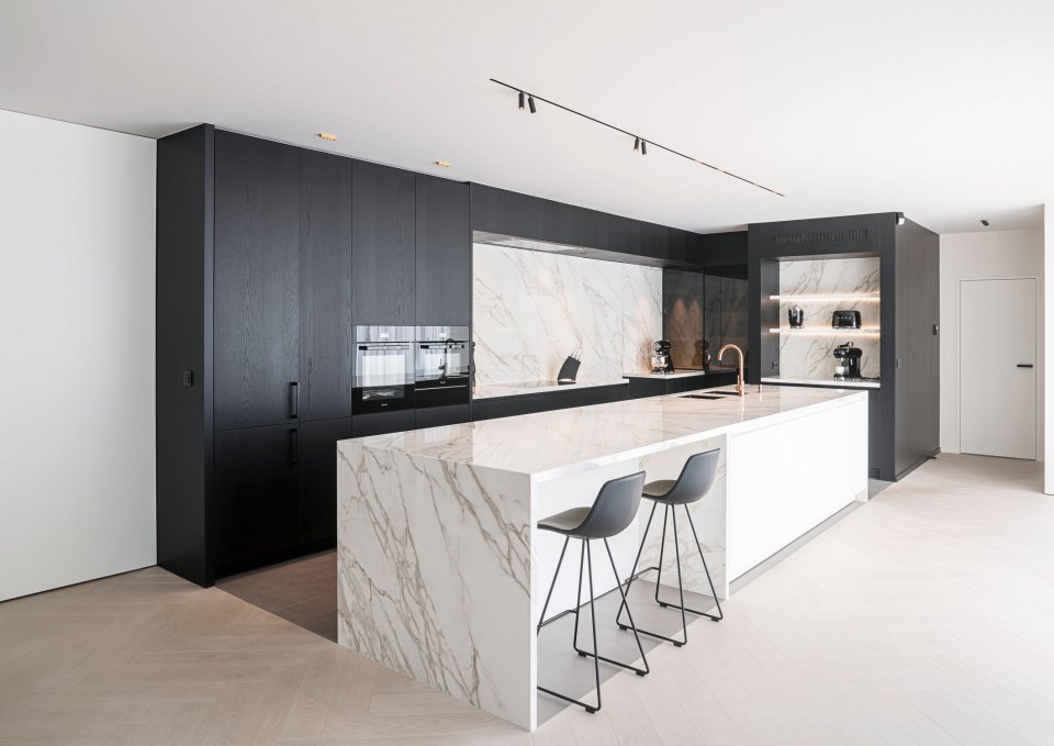 SPM20 - PROFILE 3m B - DELTALIGHT