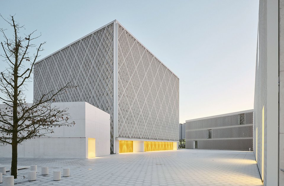 BOXY R Hi W - DELTALIGHT