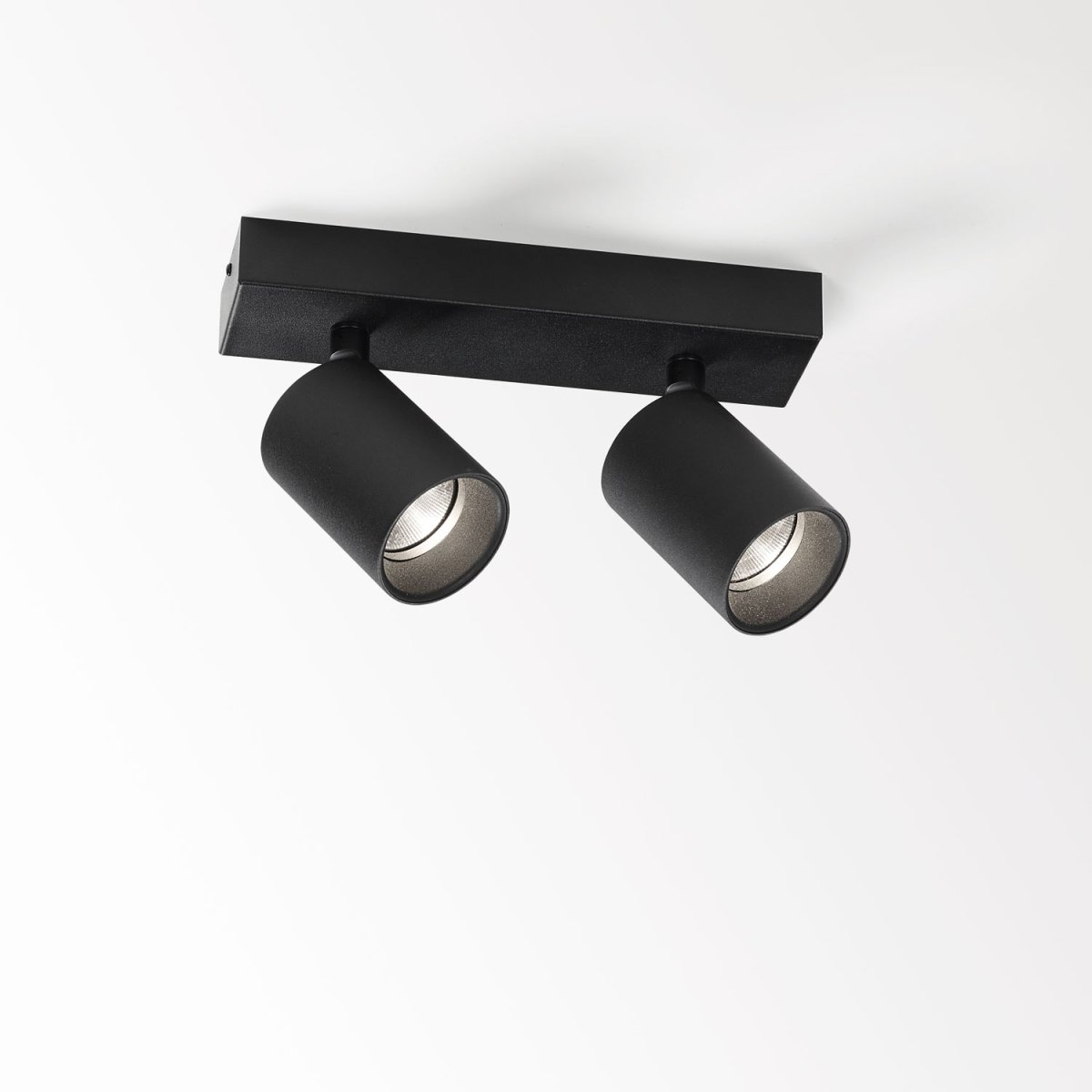 SPYCO ON 2 92733 DIM8 B - Delta Light