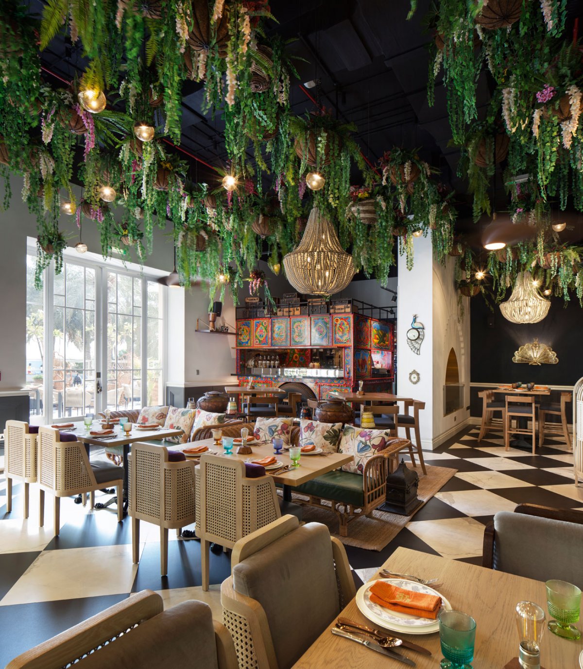 Miss India restaurant (AE) - DELTALIGHT