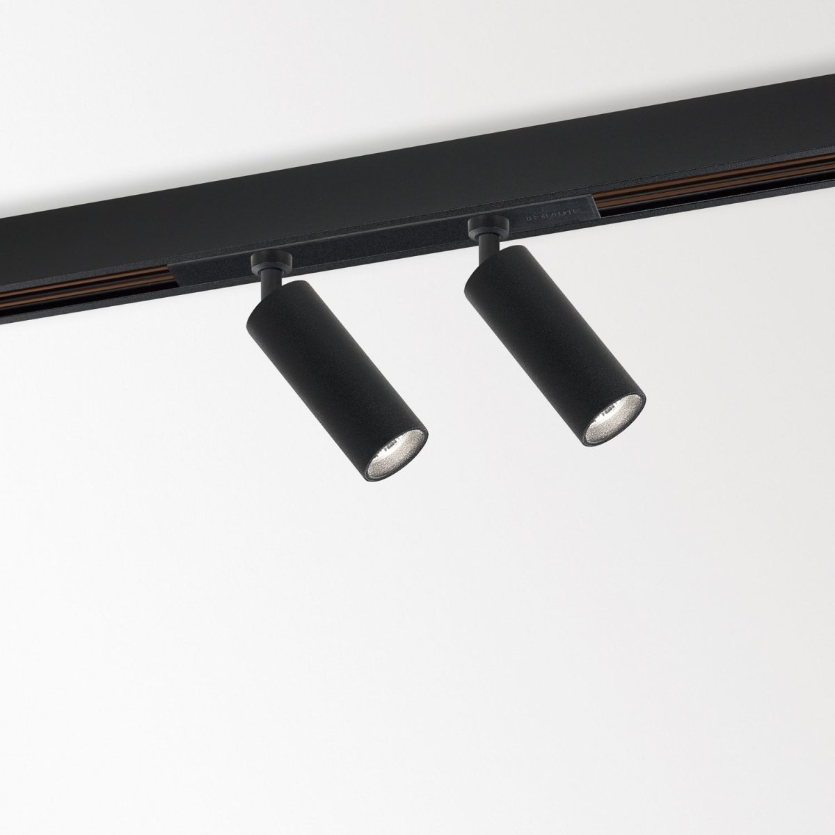 M26L - SPY 272 92730 DIM5 B - DELTALIGHT