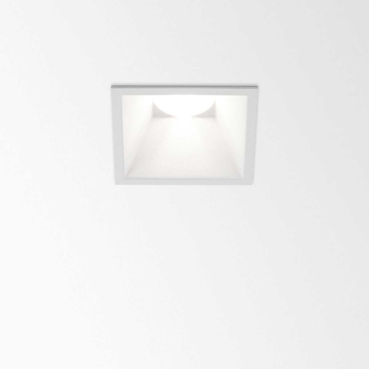 PARTOU S IP 92737 W - Delta Light