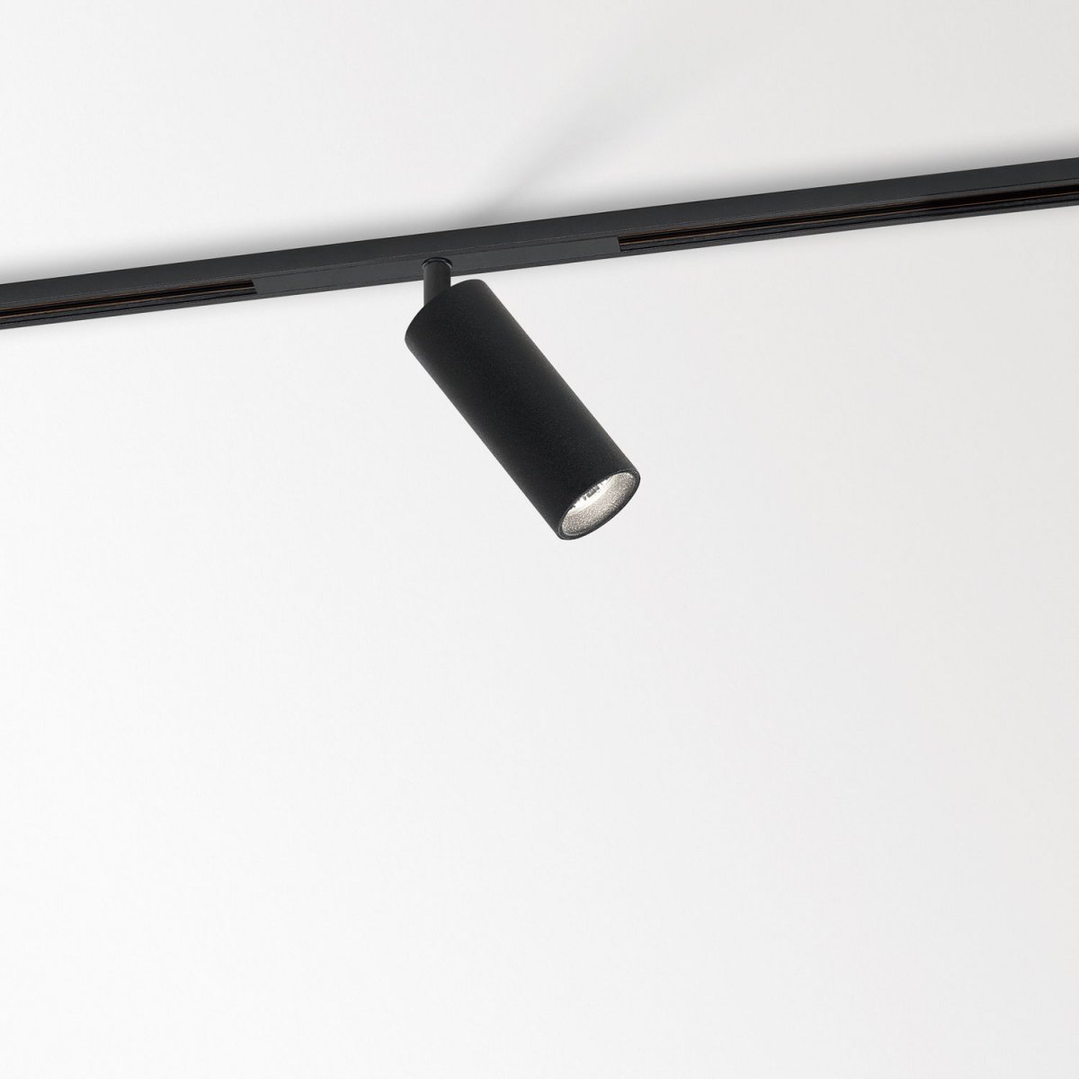 SL19 - SPY 27 93030 MDL B - DELTALIGHT