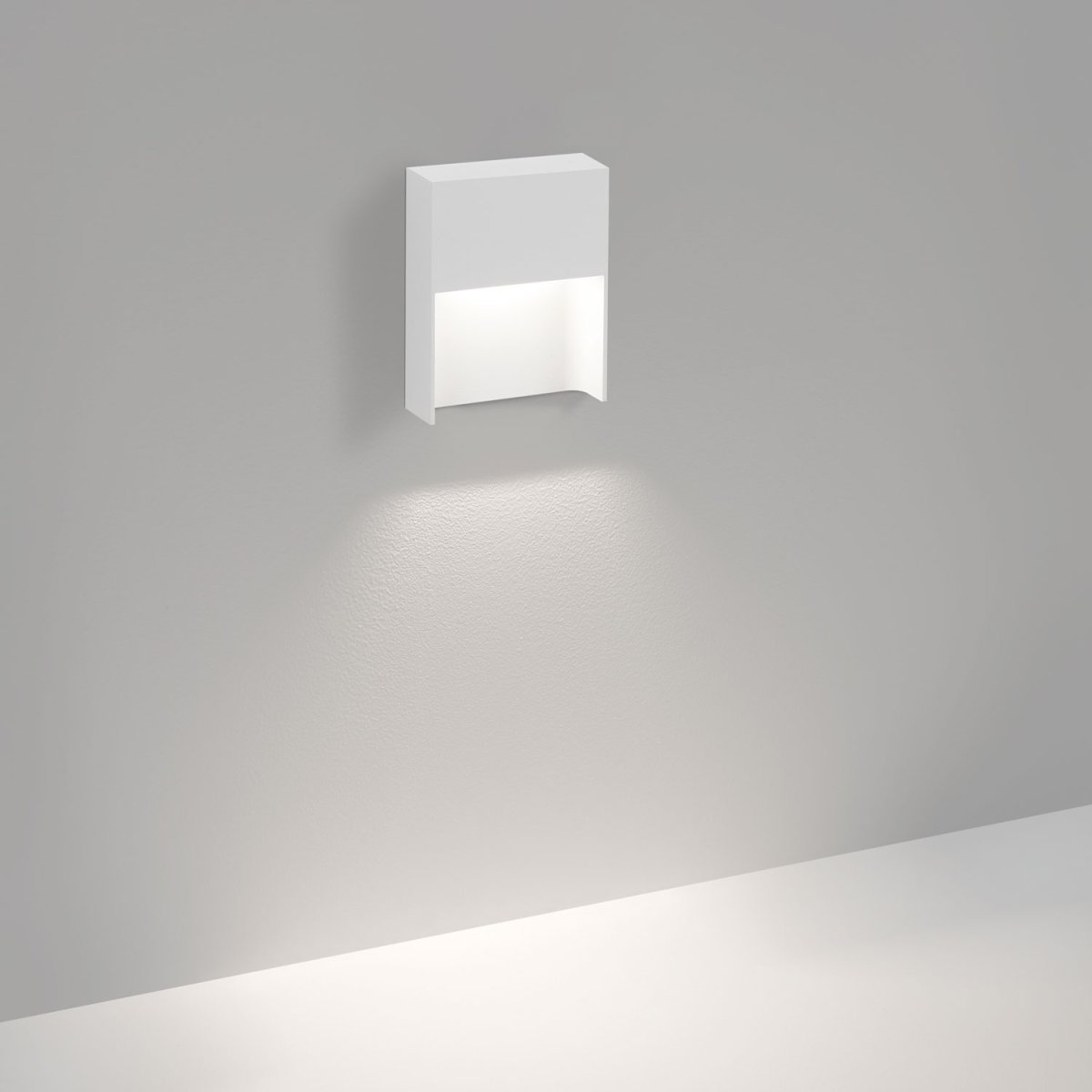 SKOV S 927 W - DELTALIGHT