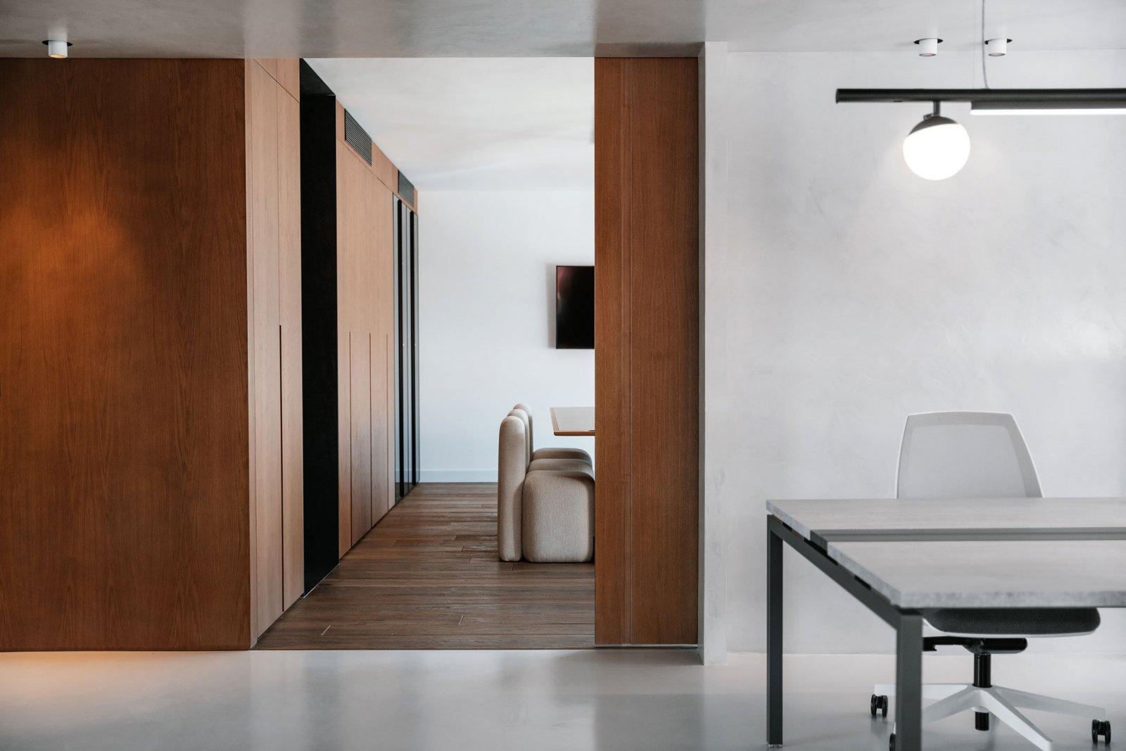 The Seed Room (ES) - Delta Light