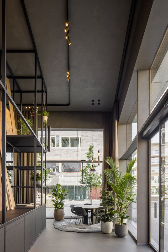 The Hub Antwerp (BE) - Delta Light