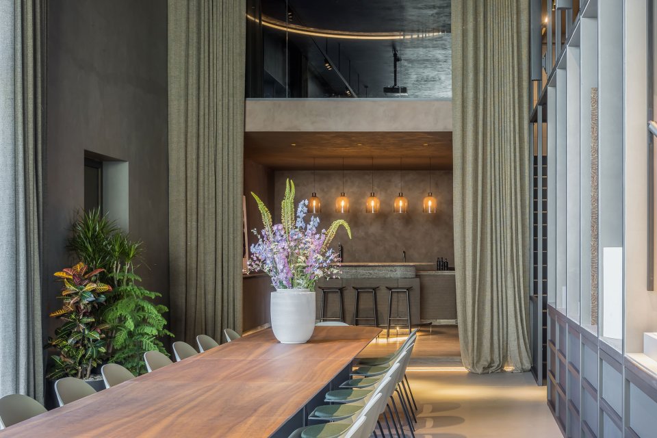 The Hub Antwerp (BE) - Delta Light