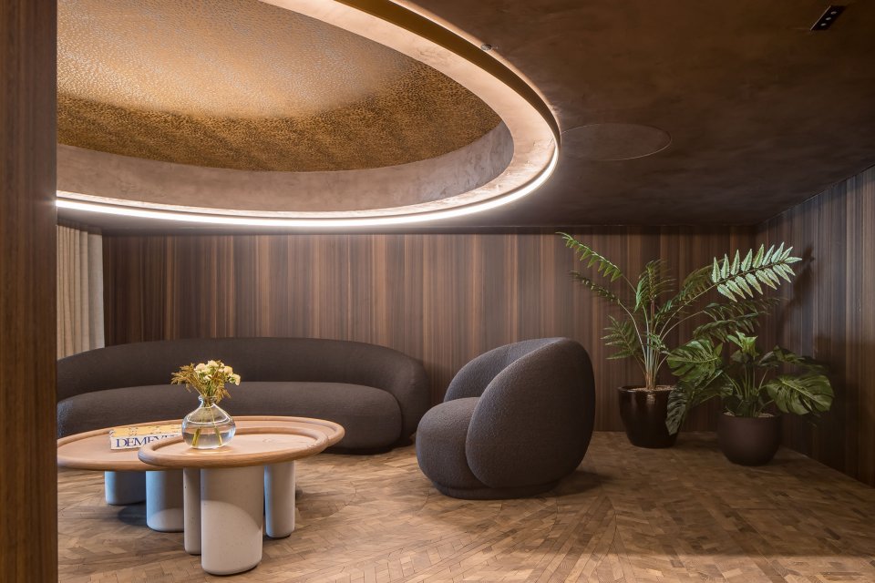 The Hub Antwerp (BE) - Delta Light