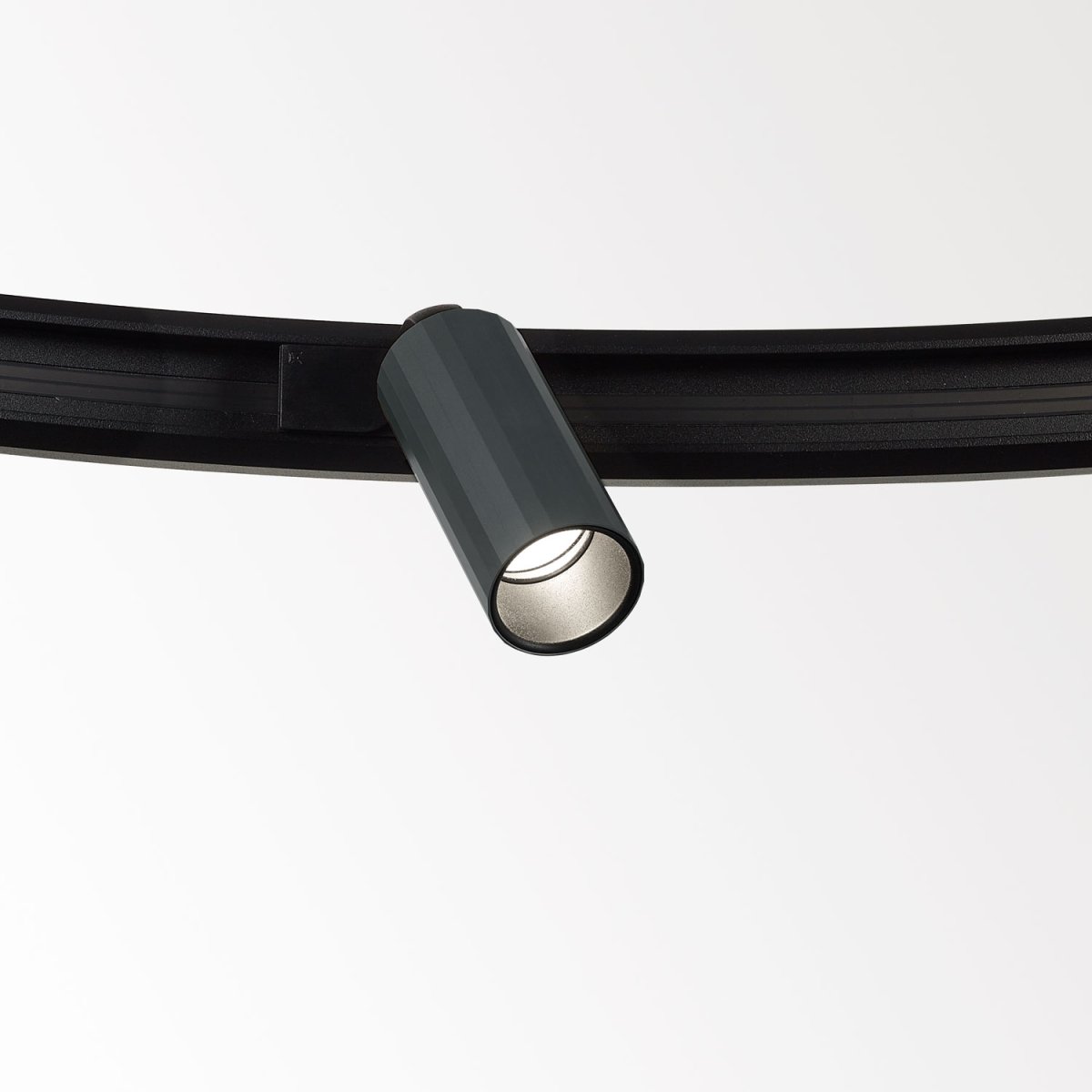 SUPERLOOP-HEDRA 92708 MDL BBR - Delta Light